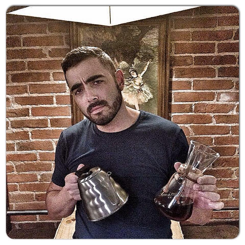 David Coelho: "o barista está entre um enólogo e um sommelier do café ...